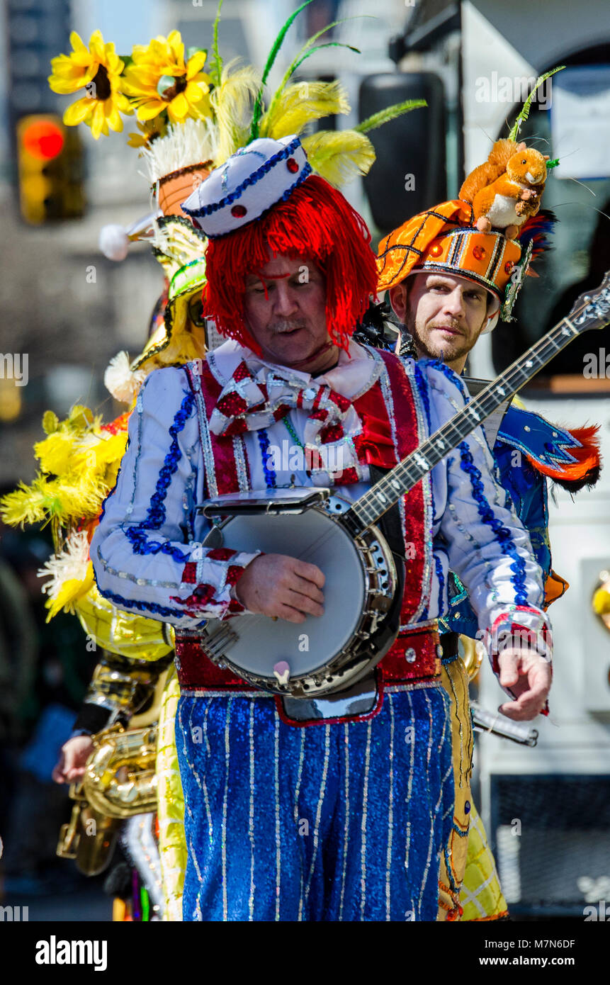 A musician plays a banjo in Philadelphia's St Patrick's Day parade ...