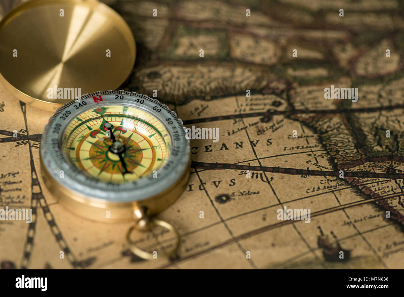 Retro compass hi-res stock photography and images - Alamy