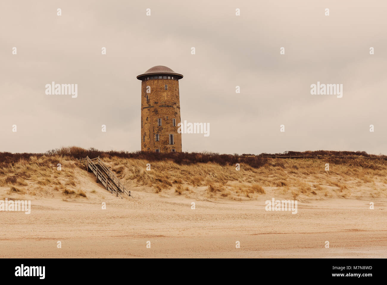 old lighthouse on the beach overlooking the beach Stock Photo - Alamy