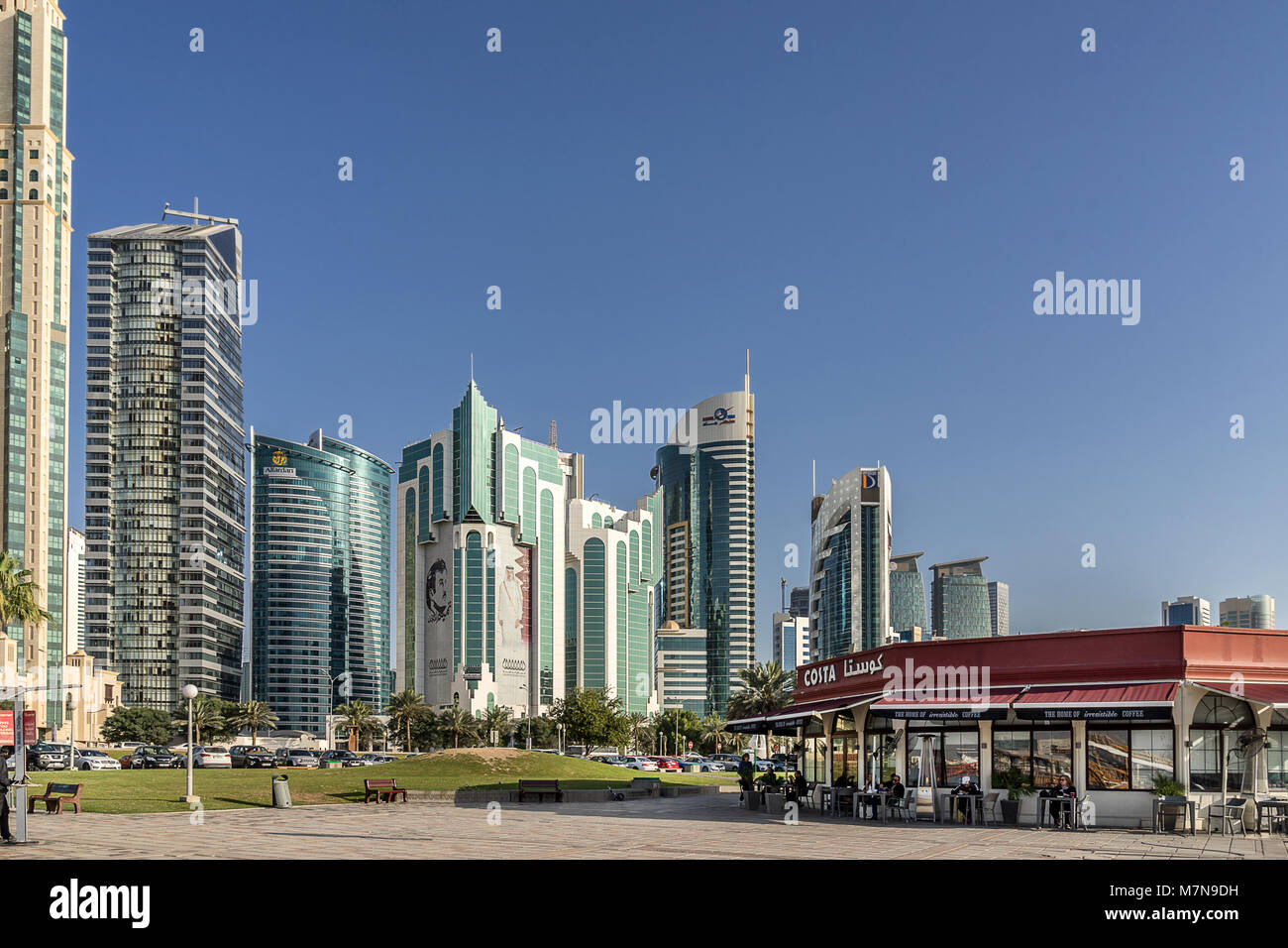 Costa coffee bar on the Corniche in Doha Stock Photo - Alamy
