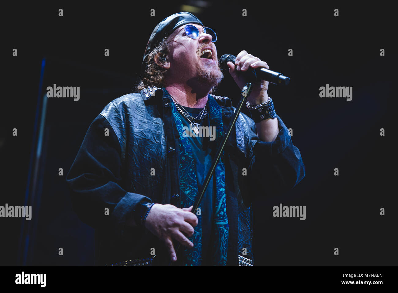 Joseph williams toto hi-res stock photography and images - Alamy