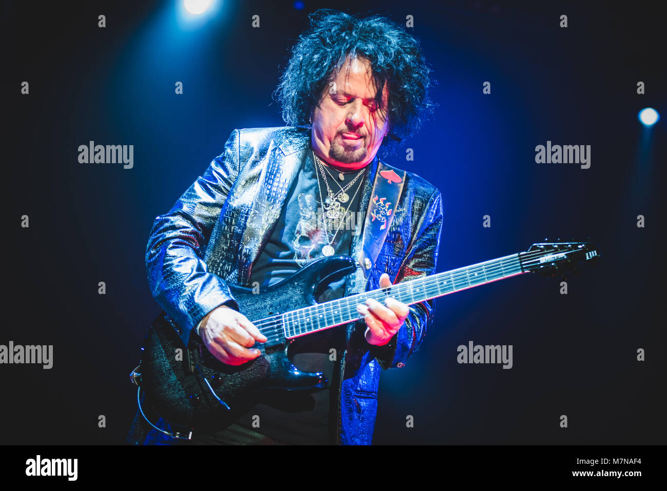 Toto on the stage hi-res stock photography and images - Alamy
