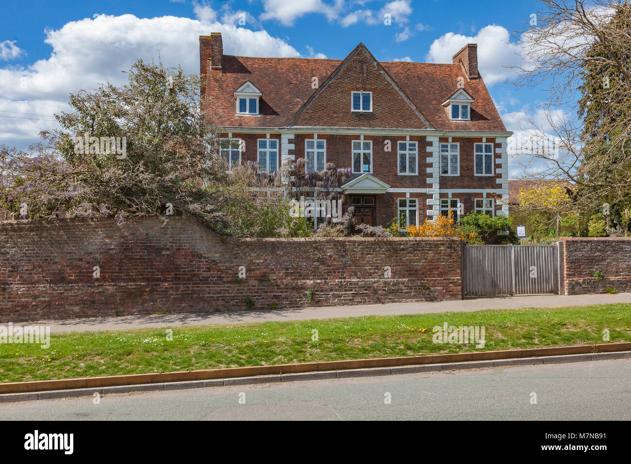 An attractive period large house in Yalding, Kent, UK Stock Photo - Alamy
