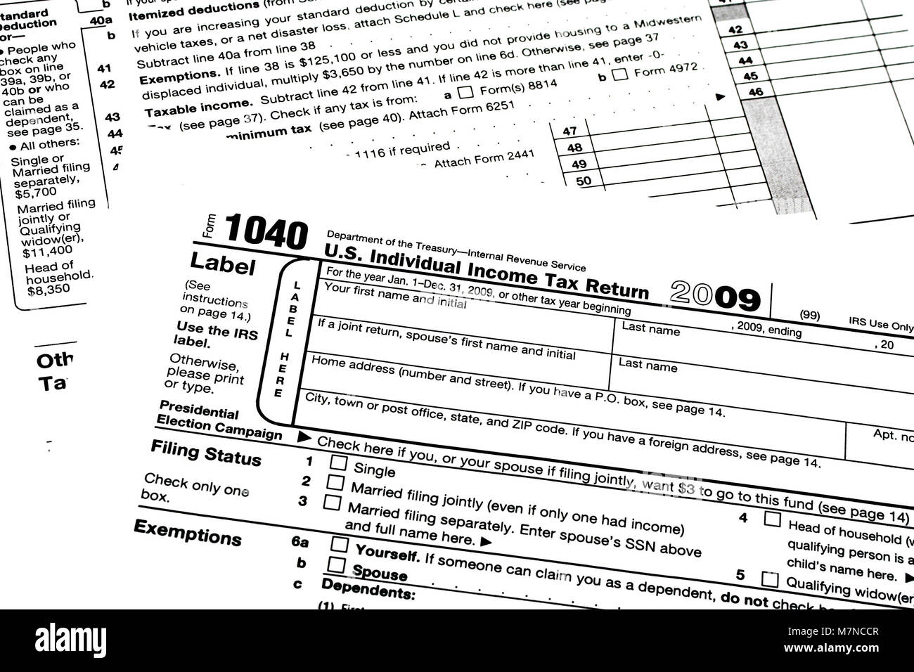 A 1040 tax return form Stock Photo - Alamy