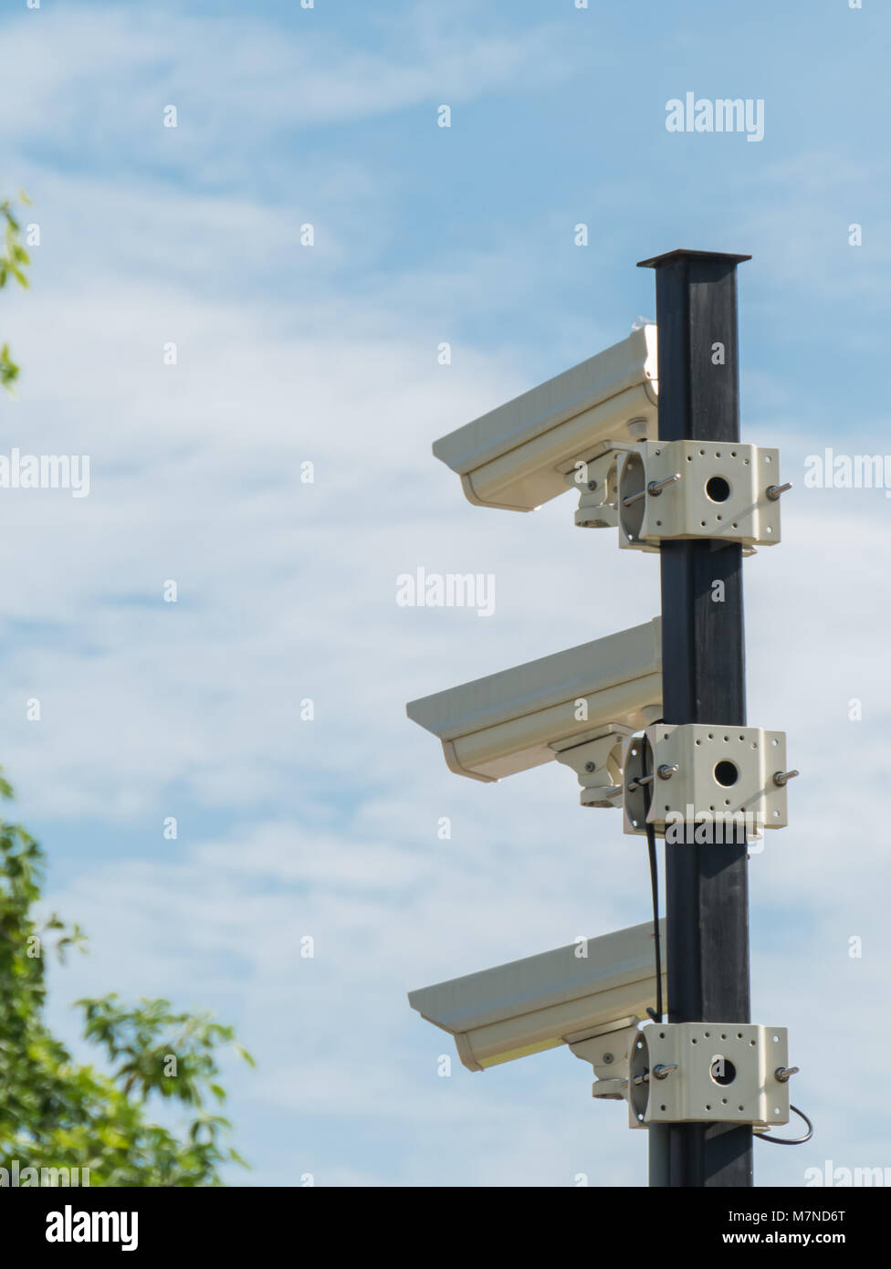 Old cctv camera hi-res stock photography and images - Alamy