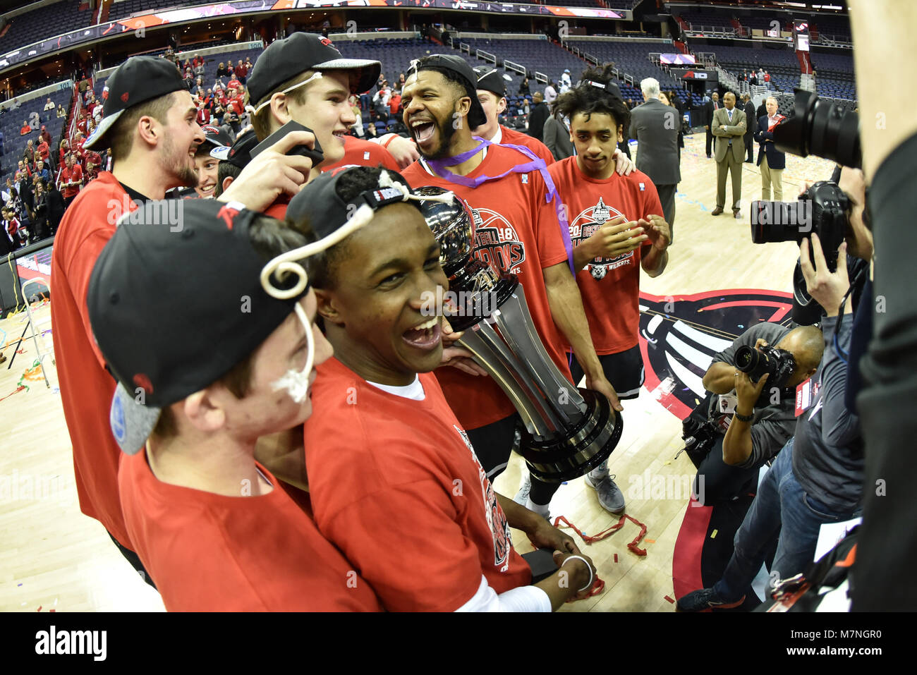 Washington, DC, USA. 11th Mar, 2018. Davidson players celebrate winning ...
