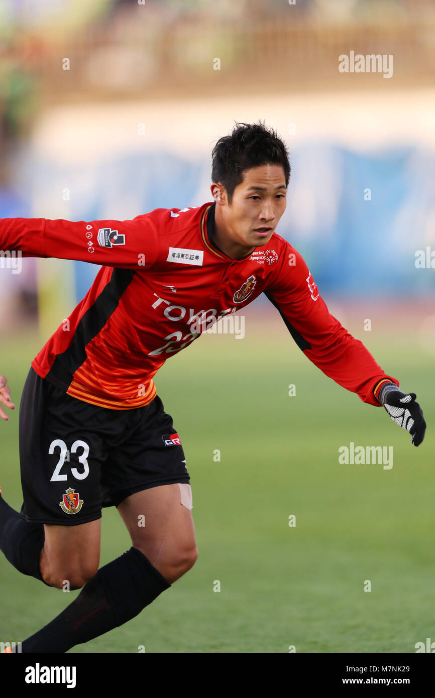 Shonan BMW Stadium Hiratsuka, Kanagawa, Japan. 11th Mar, 2018. Ryota Aoki (Grampus), MARCH 11 ...