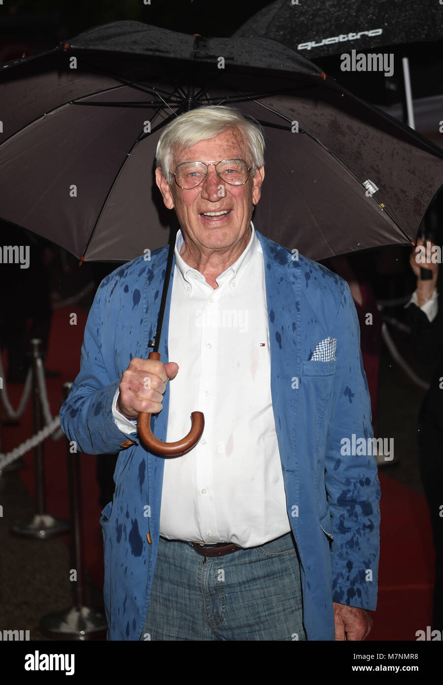 Munich, Germany. 25th June, 2016. Actor Siegfried Rauch arrives for the ...