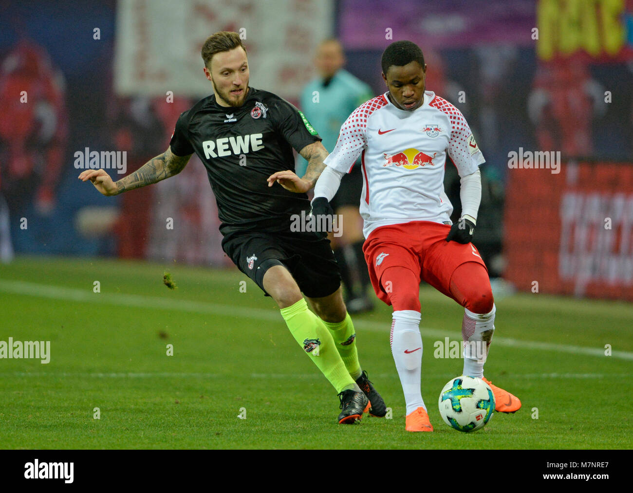 left to right: Marco HOEGER (Hoger) (K), Ademola LOOKMAN (L), duels ...