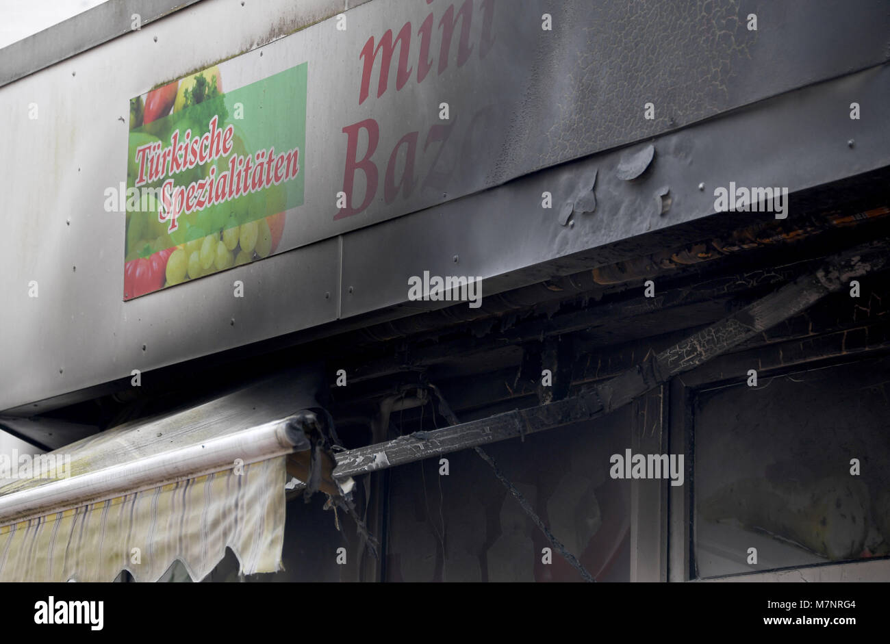 Arson attackers hi-res stock photography and images - Alamy