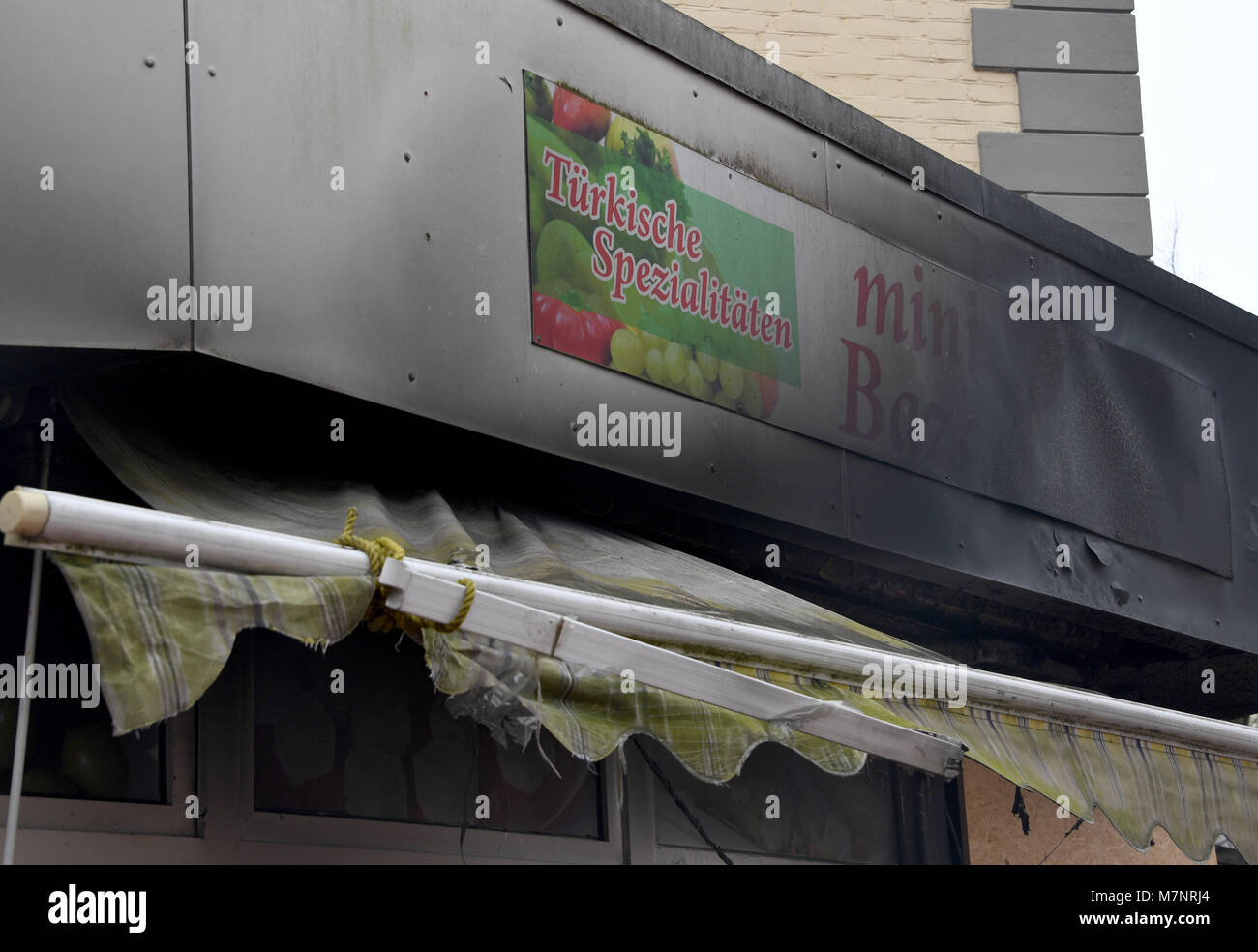 Arson attackers hi-res stock photography and images - Alamy