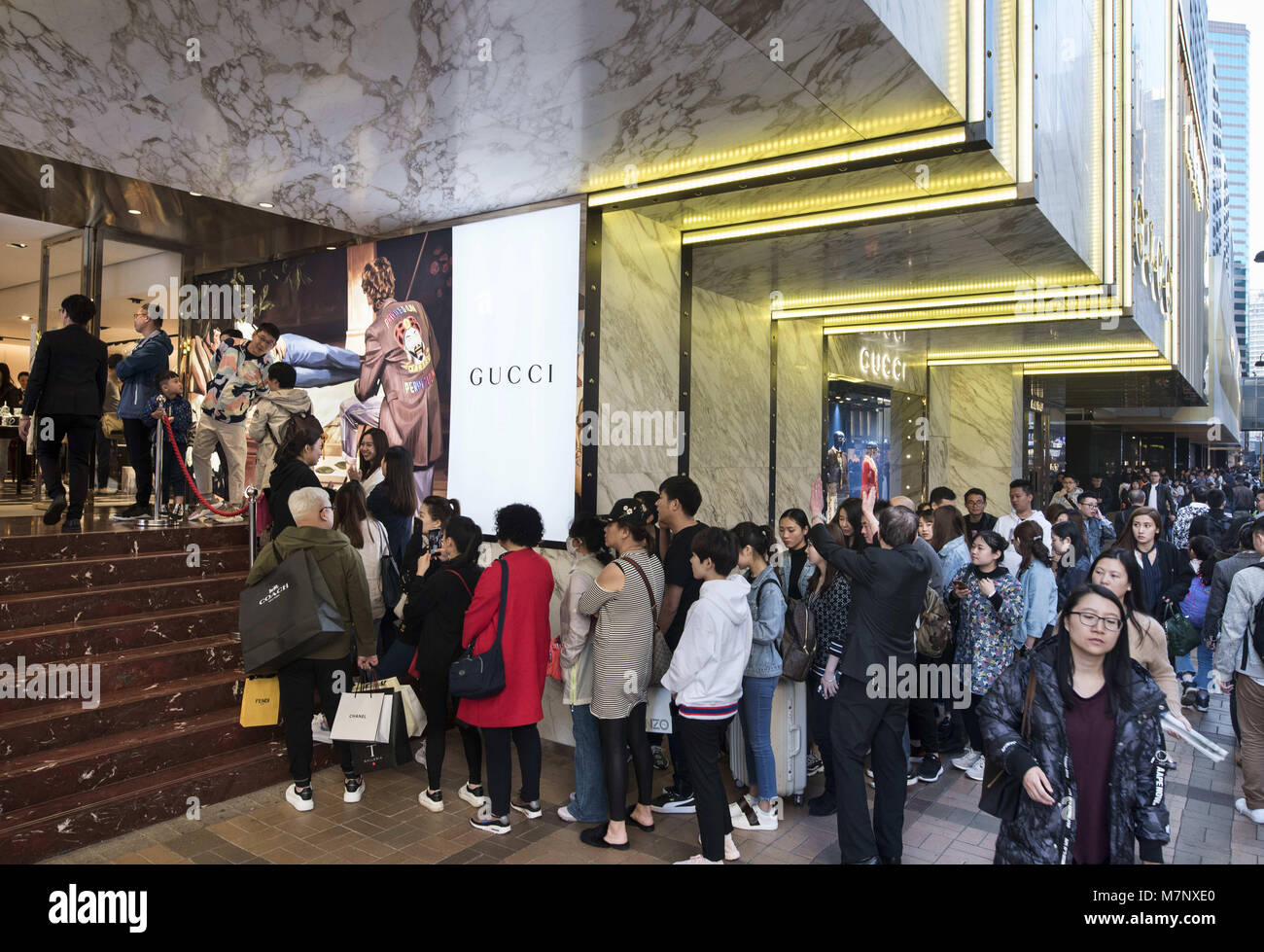 Gucci black suit hi-res stock photography and images - Alamy