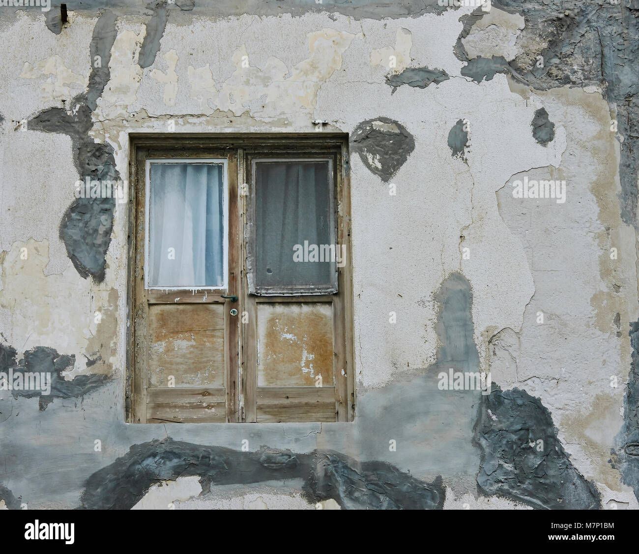 Missing balcony hi-res stock photography and images - Alamy