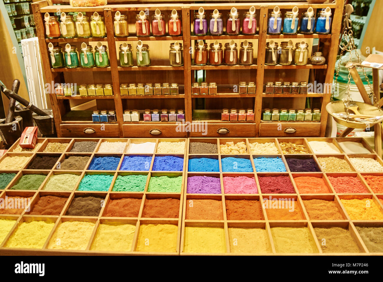 Pigments hi-res stock photography and images - Alamy