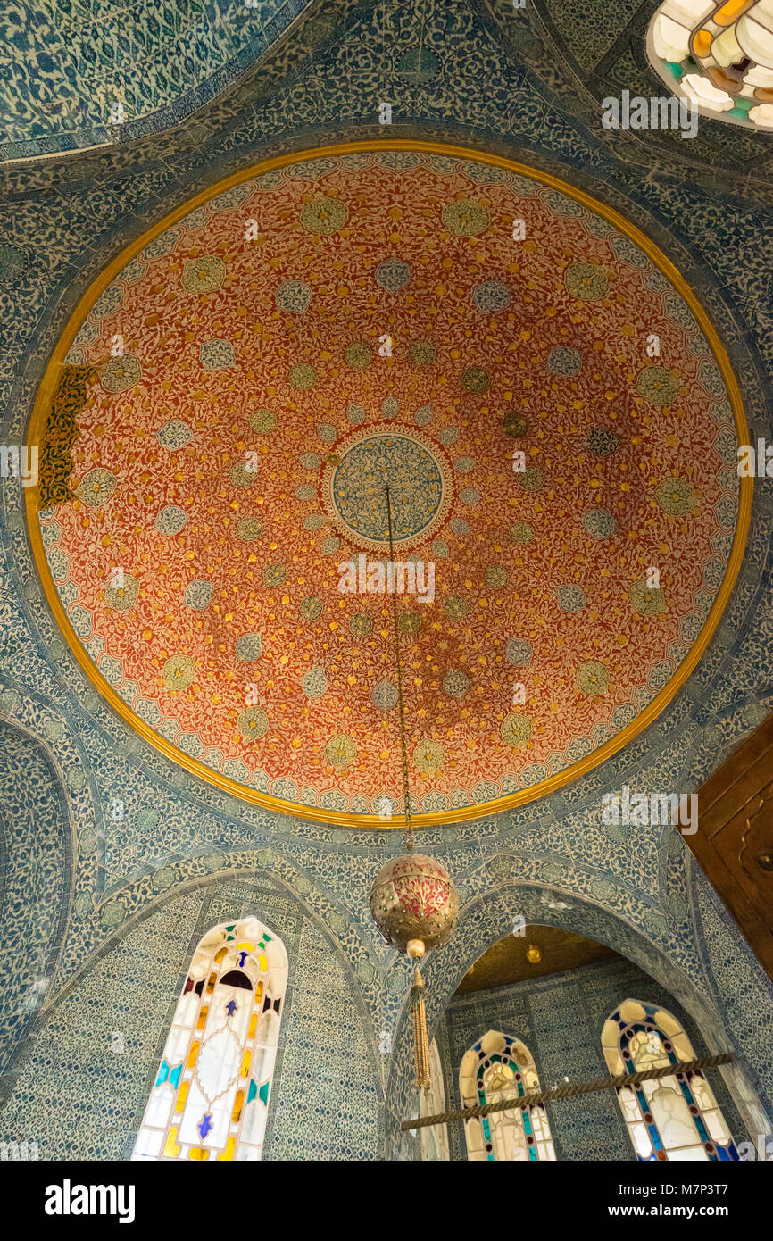Interior of topkapi palace hi-res stock photography and images - Alamy