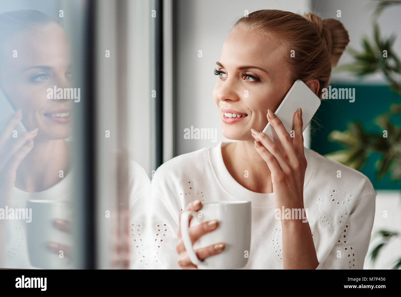 Woman taking break typing hi-res stock photography and images - Alamy