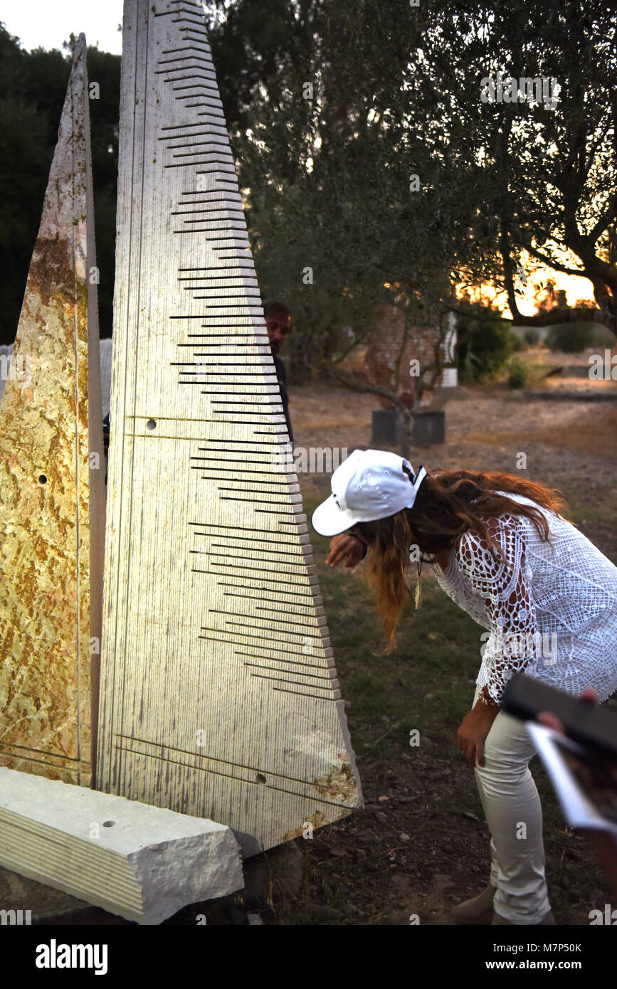 Sansperate hi-res stock photography and images - Alamy