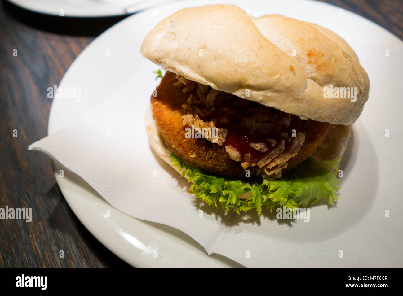 Fish burger hi-res stock photography and images - Alamy