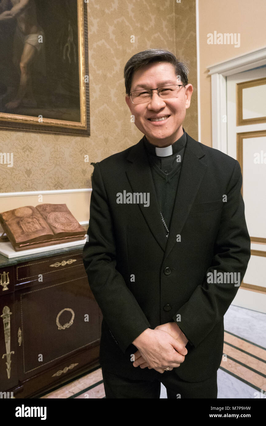 Cardinal luis antonio tagle hi-res stock photography and images - Alamy