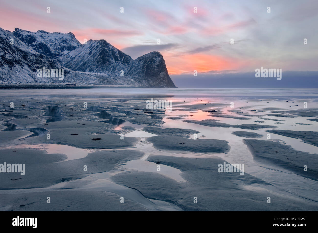 Unstad hi-res stock photography and images - Alamy