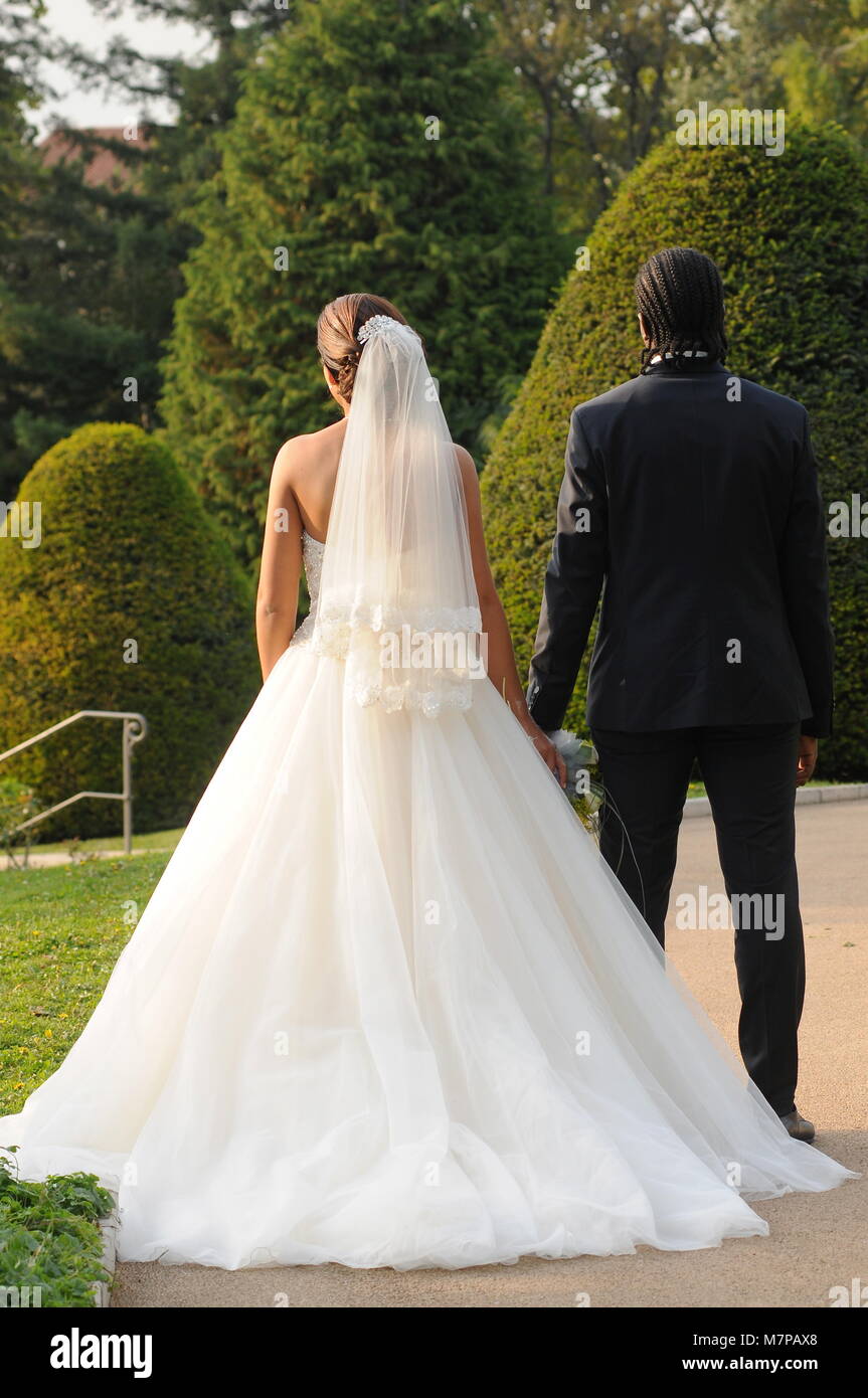 Interracial wedding, Lyon, France Stock Photo - Alamy