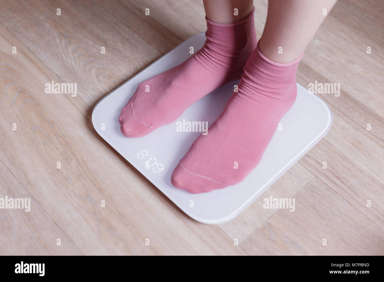 Smart scales hi-res stock photography and images - Alamy