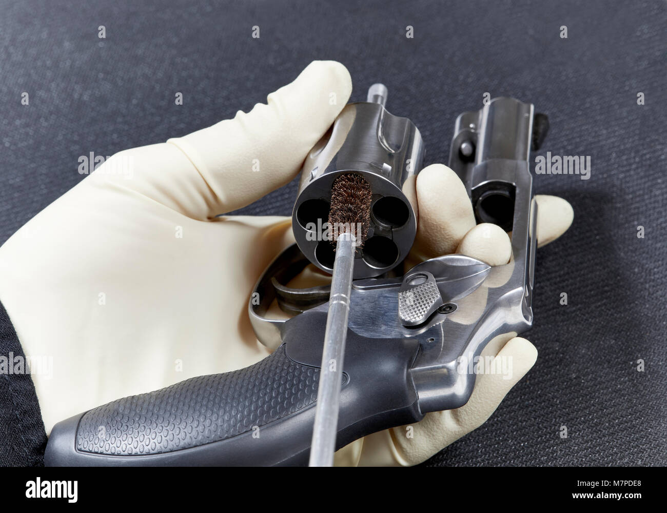 Revolver chamber hi-res stock photography and images - Alamy