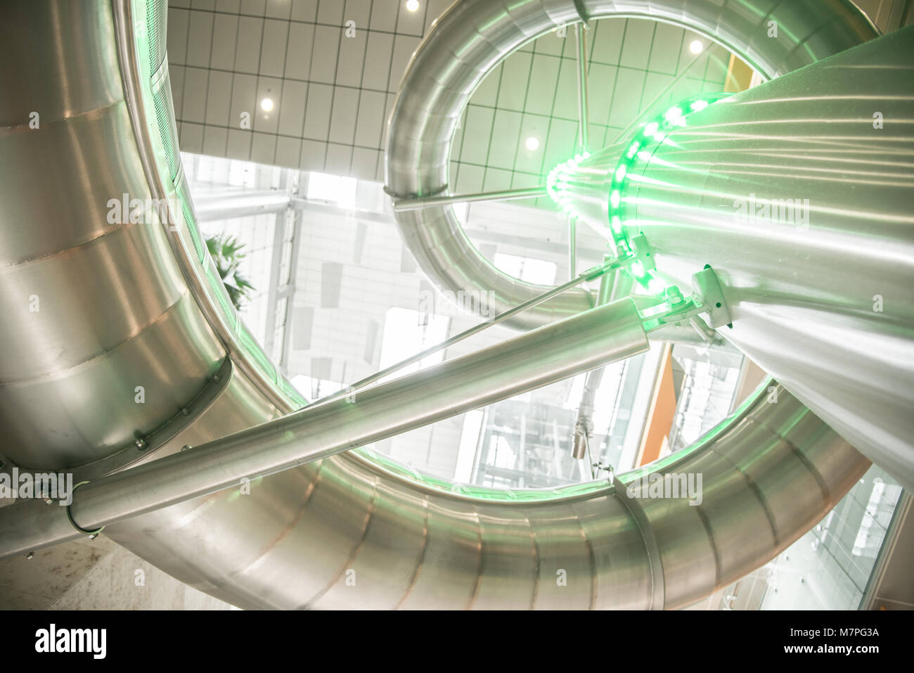 Singapore changi airport slide hi-res stock photography and images - Alamy