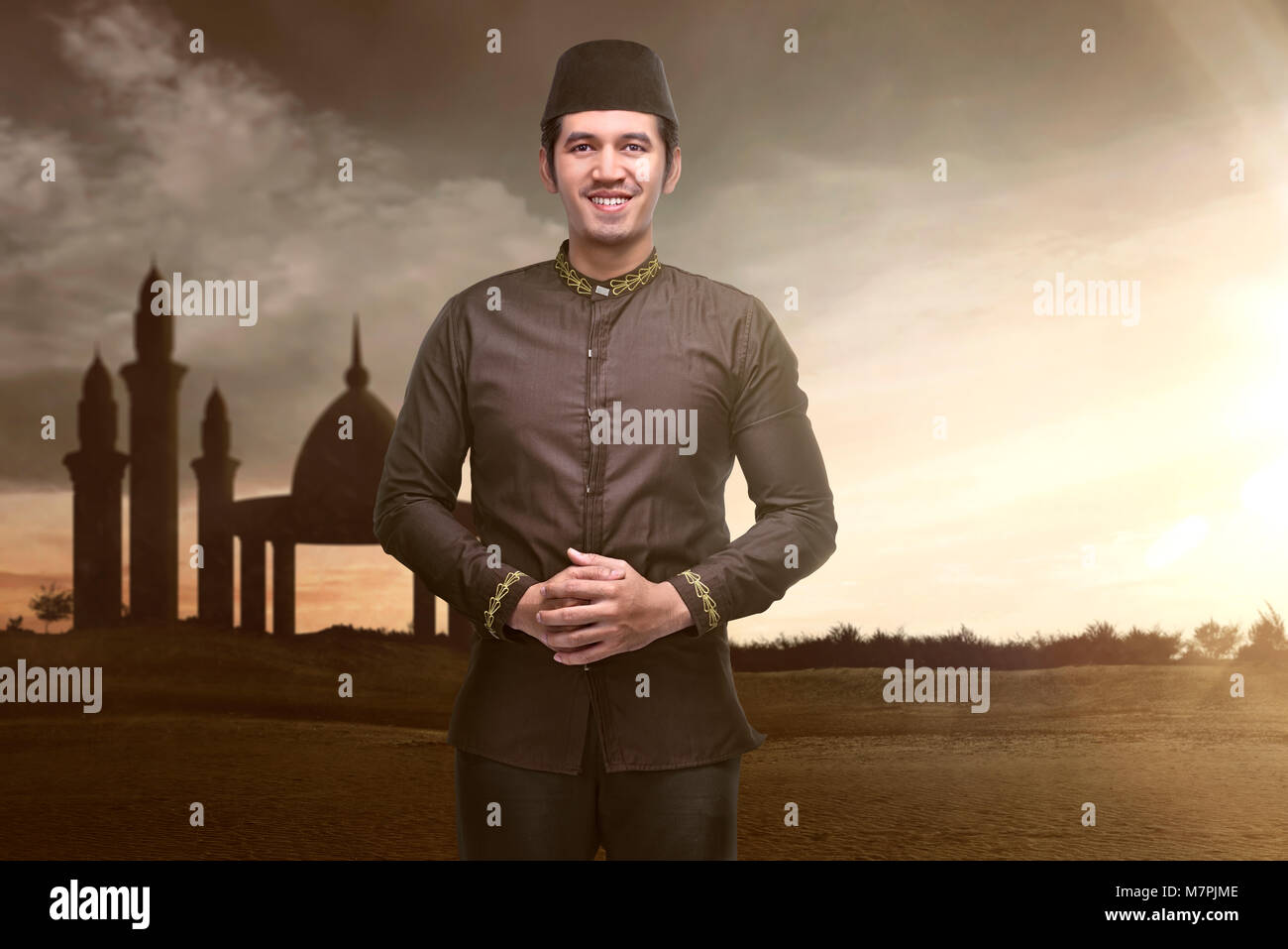 Muslim holy man hi-res stock photography and images - Alamy