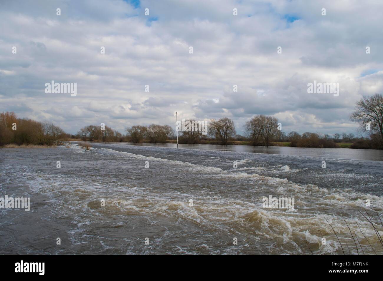 Averham Weir, River Trent Stock Photo - Alamy