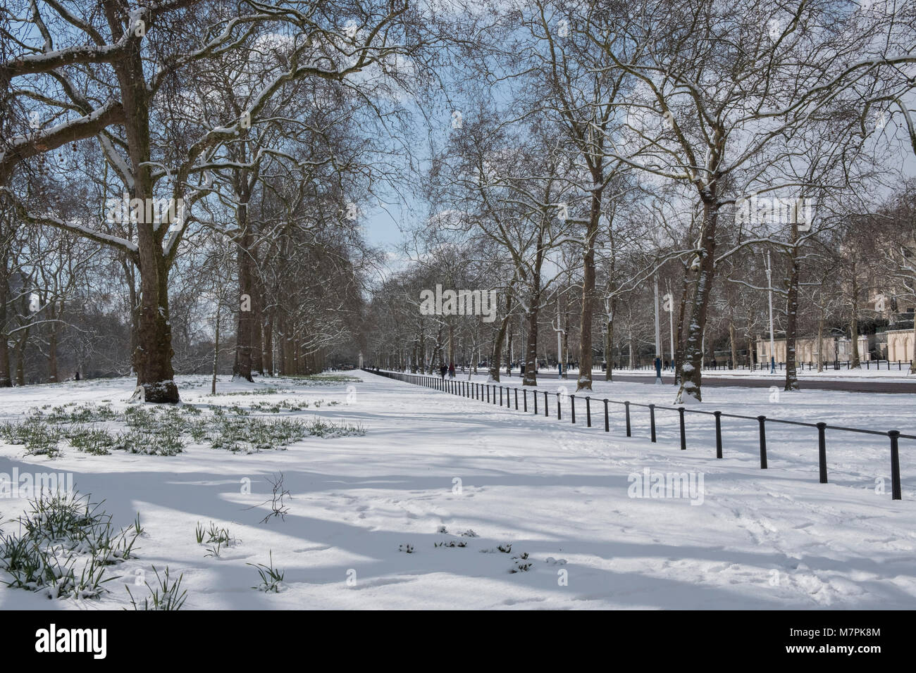 Snow fall in London winter 2018 Stock Photo - Alamy