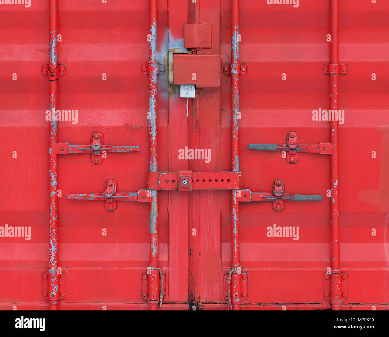 Storage locker hi-res stock photography and images - Alamy
