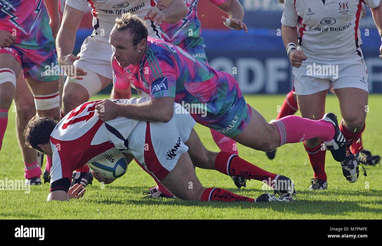 BELFAST, NORTHERN IRELAND - OCTOBER 11: Stade Français Lionel Beauxis ...
