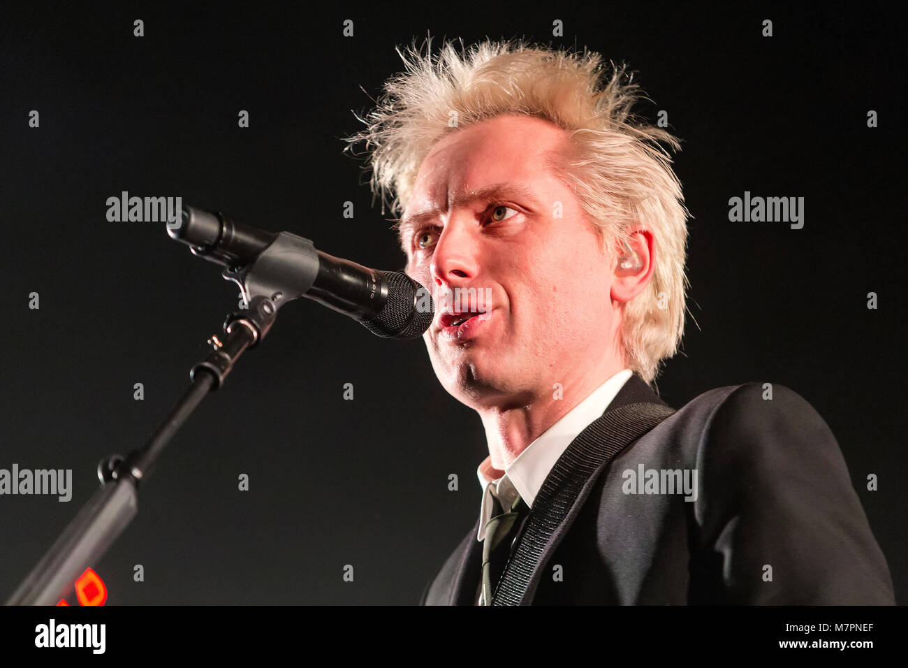 Franz Ferdinand, Alex Kapranos Stock Photo - Alamy