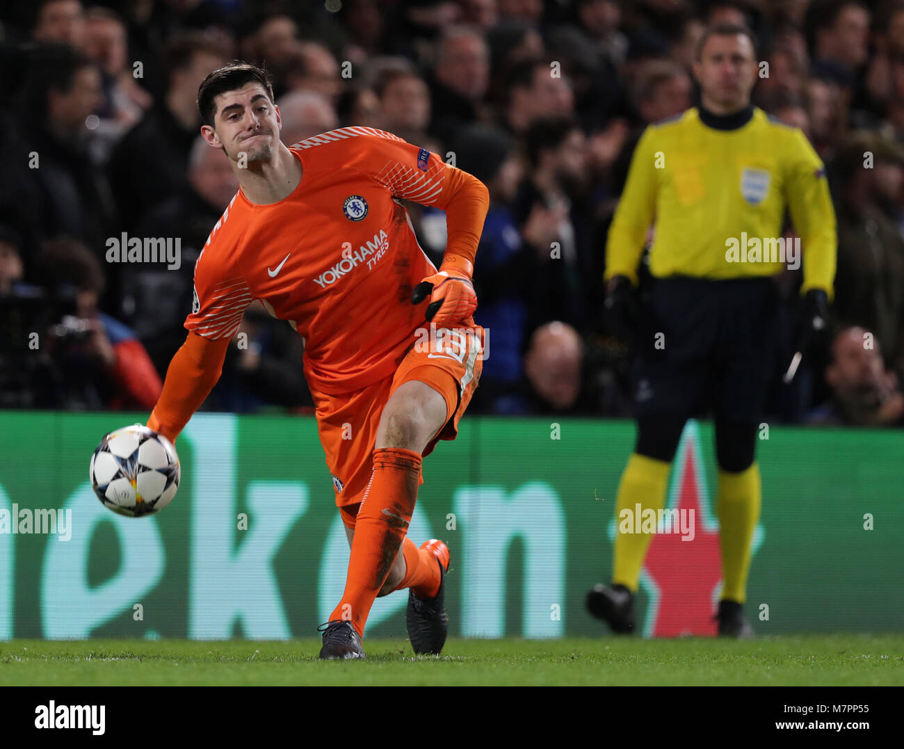 LONDON, ENGLAND - FEBRUARY 20: Thibaut Courtois of Chelsea during the ...