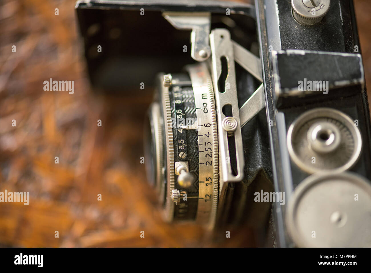 Very Old Vintage Film Camera, Studio Shot Stock Photo - Alamy