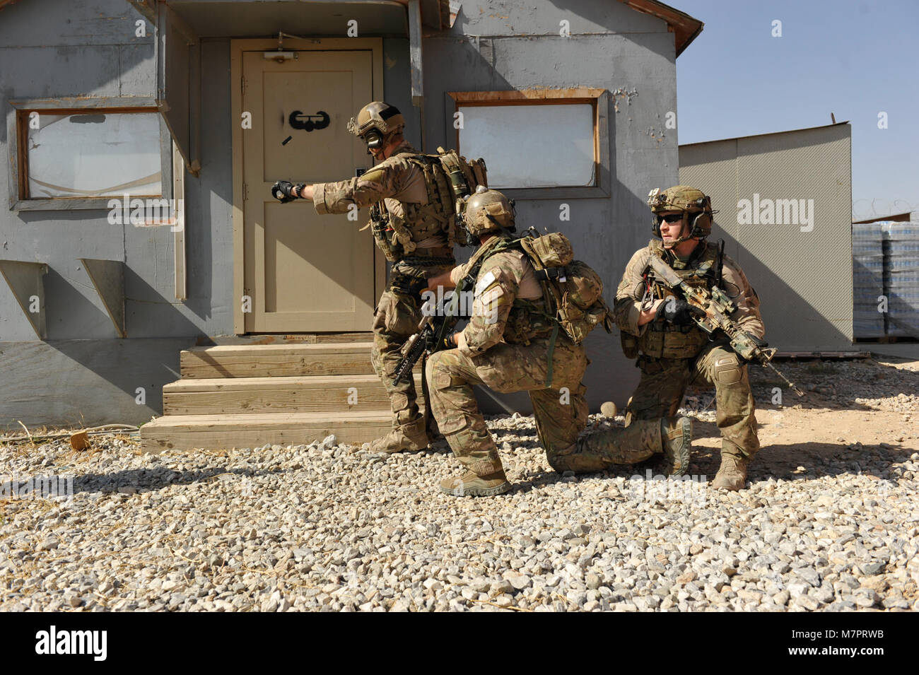 BAGRAM AIRFIELD, Afghanistan -- (U.S. Air Force photo by Maj. Brandon ...