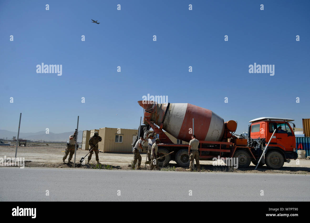 U s airmen assigned 577th expeditionary hi-res stock photography and ...