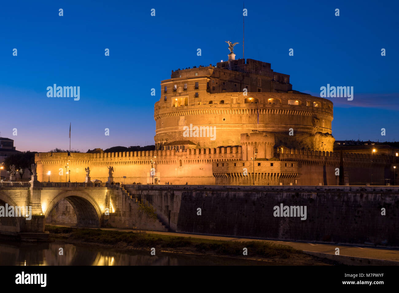 St angelo bridge in rome hi-res stock photography and images - Alamy