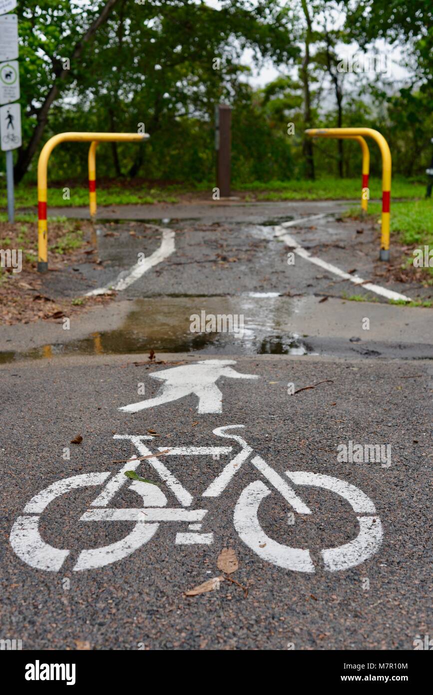 bicycle and pedestrian entry to a footpath, Townsville Queensland ...