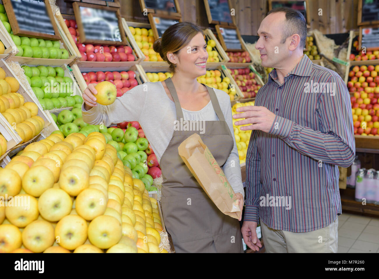 man buying fruits Stock Photo - Alamy