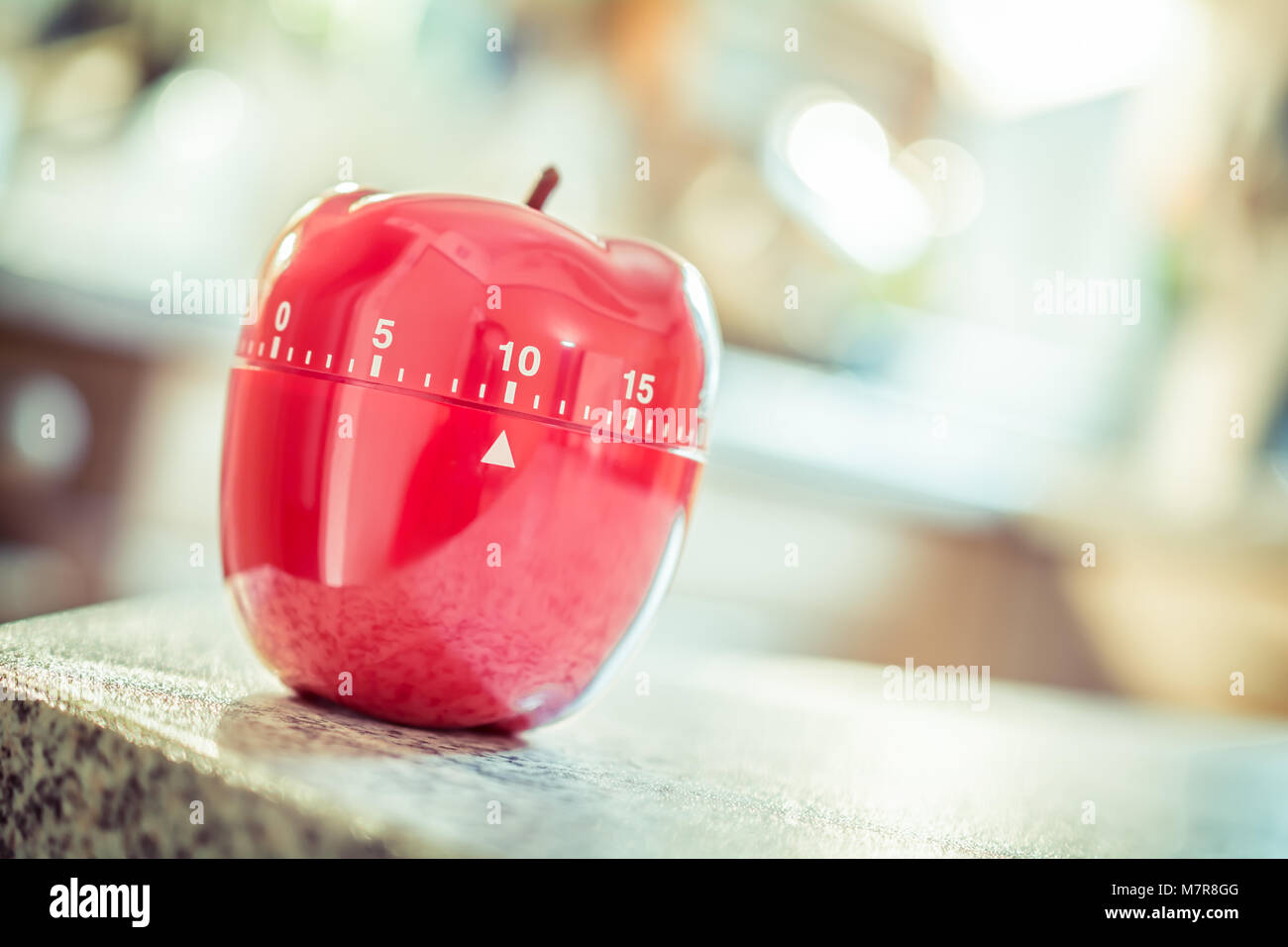 Red apple kitchen timer hi-res stock photography and images - Alamy