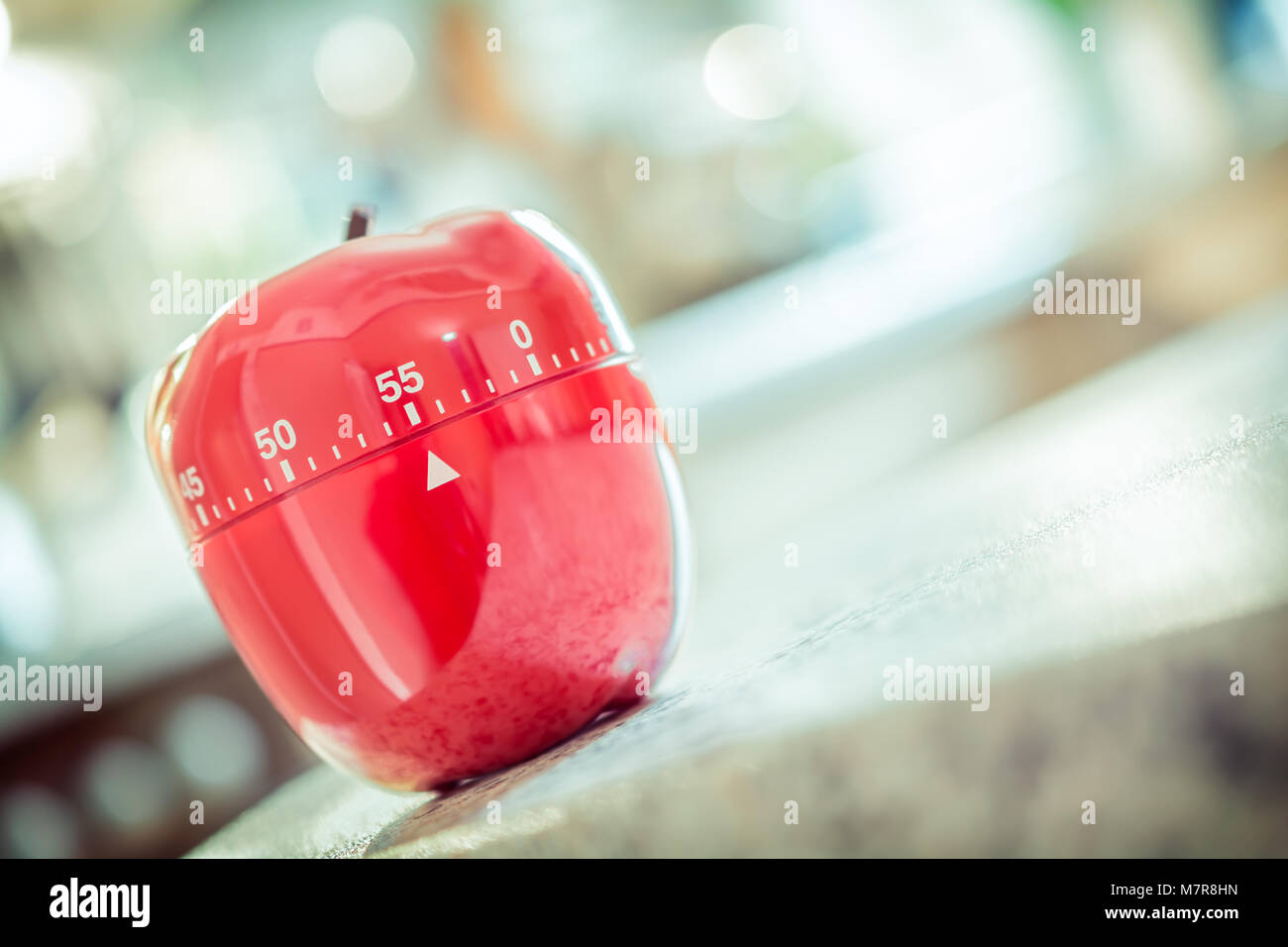 Red apple kitchen timer hi-res stock photography and images - Alamy