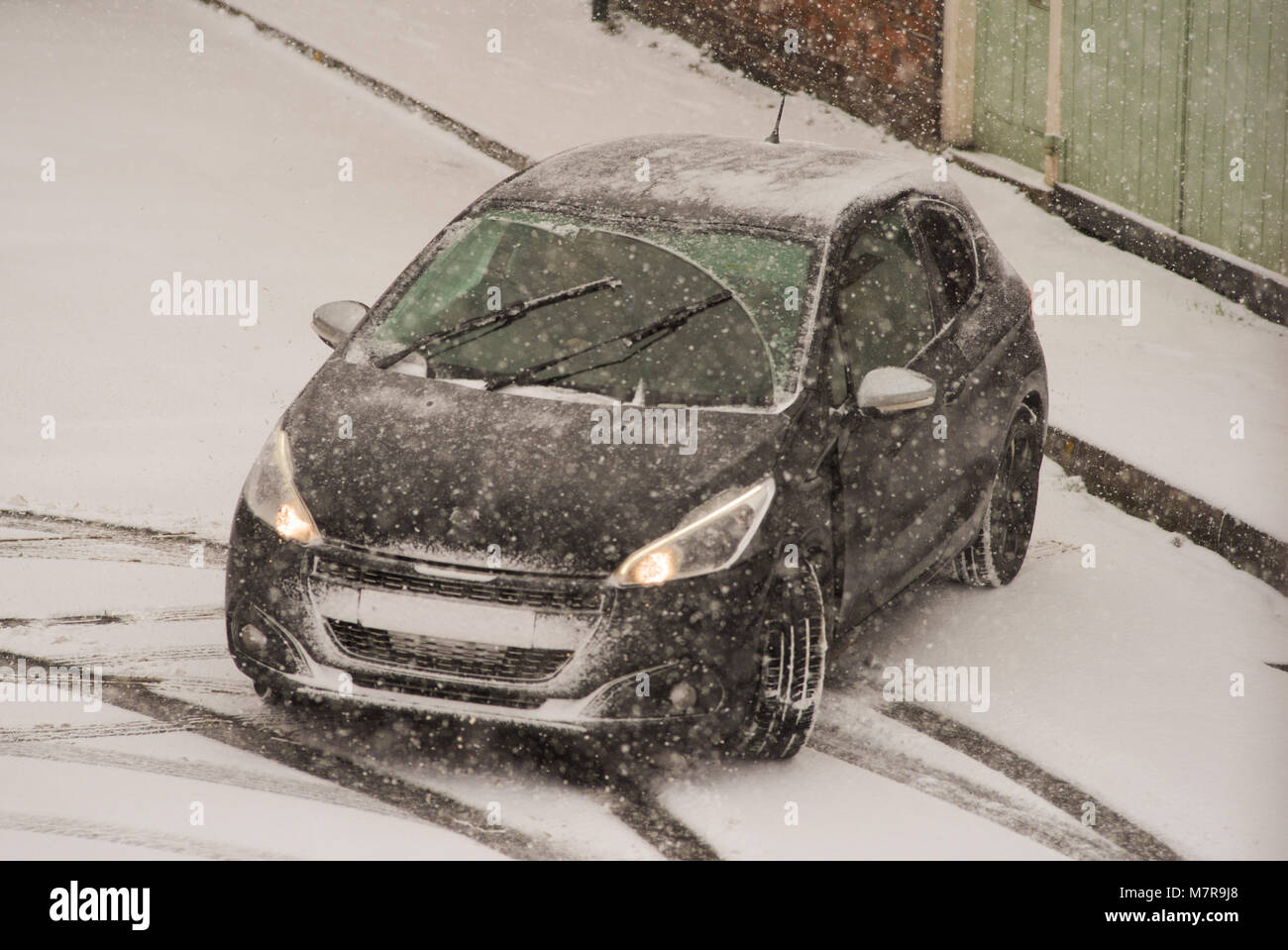 Car skids hi-res stock photography and images - Alamy