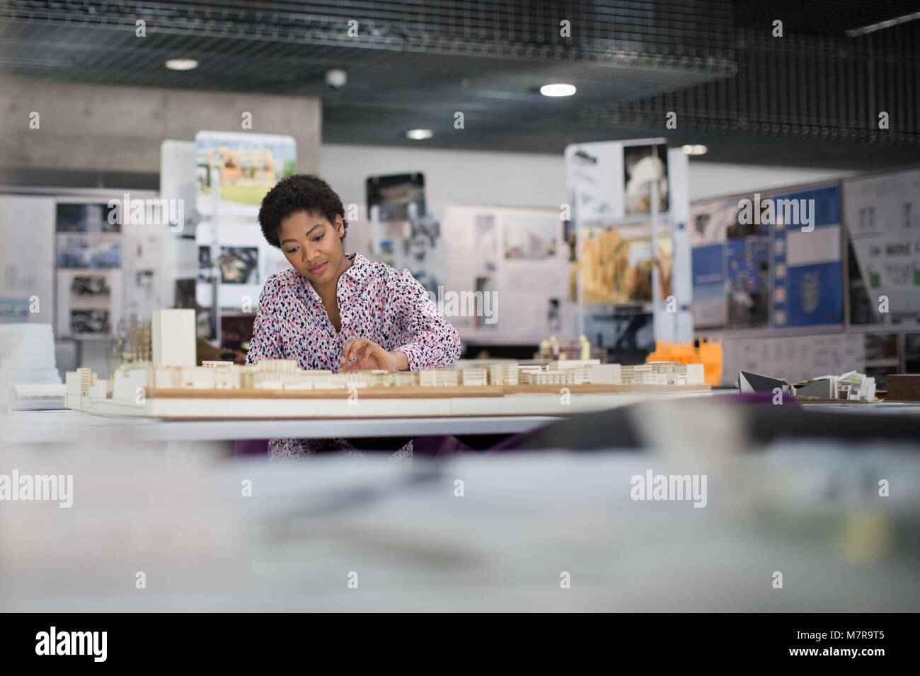 Architectural model college hi-res stock photography and images - Alamy