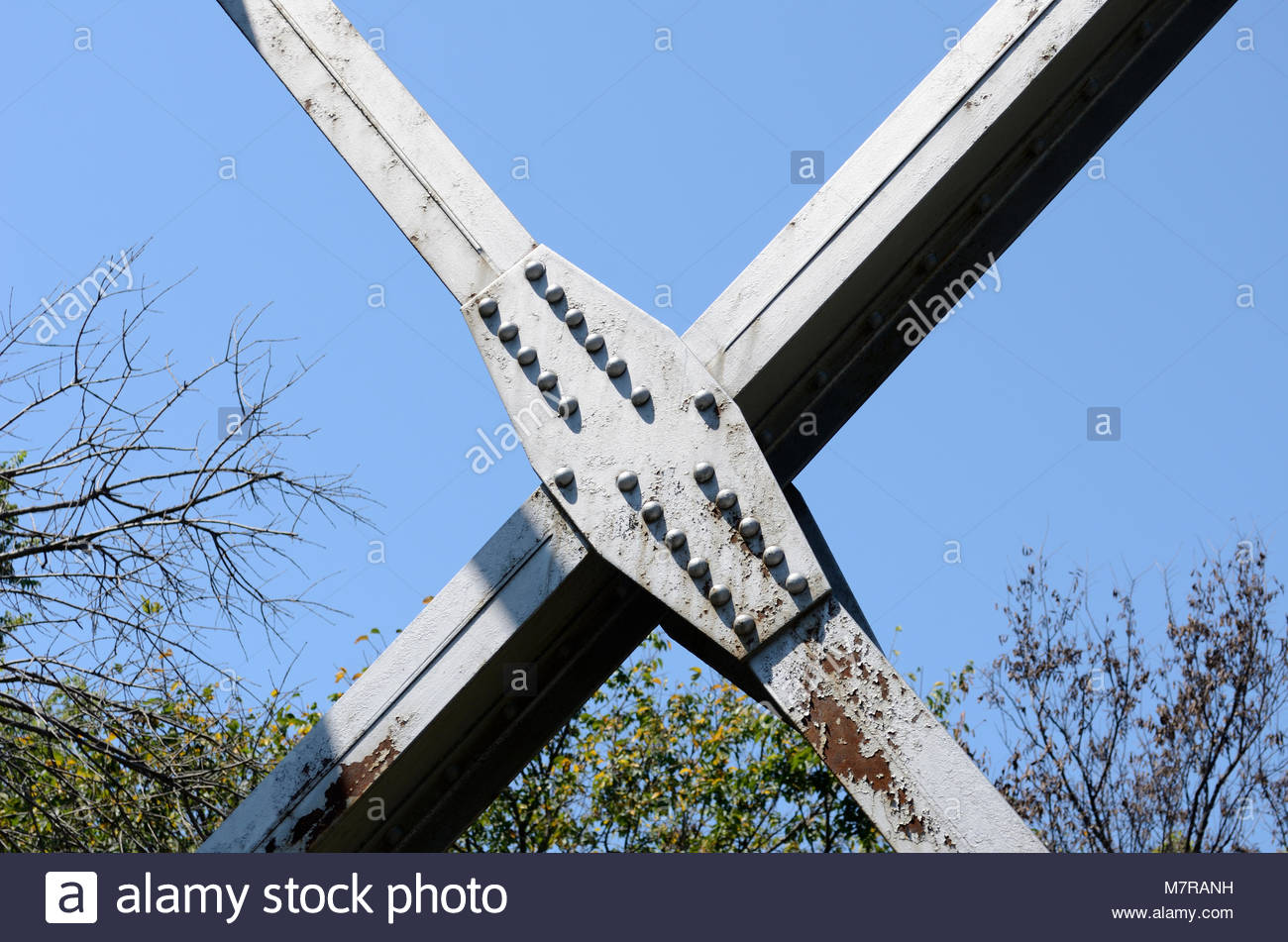 Rivets On Gusset Plate High Resolution Stock Photography and Images - Alamy