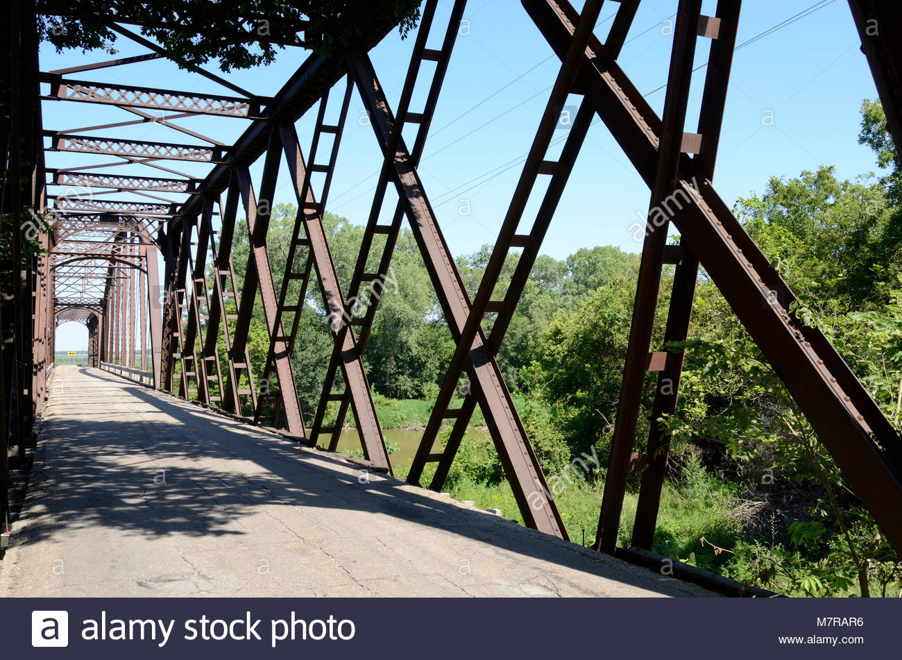 Lattice Truss Bridge High Resolution Stock Photography and Images - Alamy