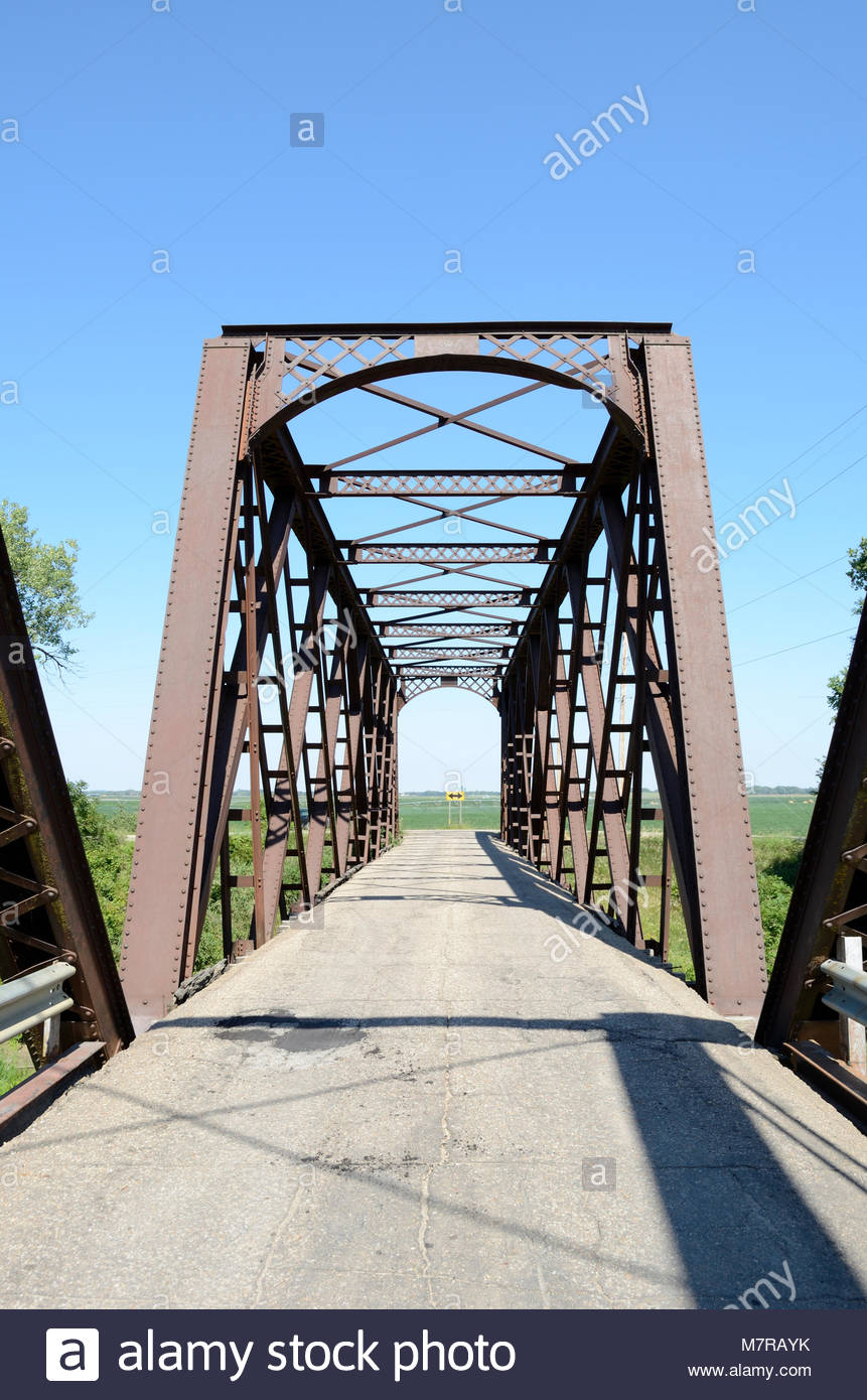 Lattice Truss Bridge High Resolution Stock Photography and Images - Alamy