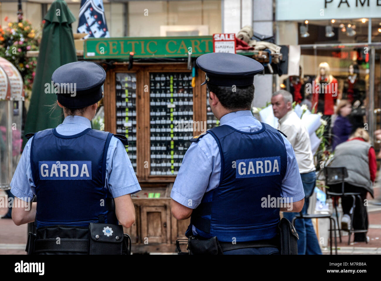 Ireland garda hi-res stock photography and images - Alamy