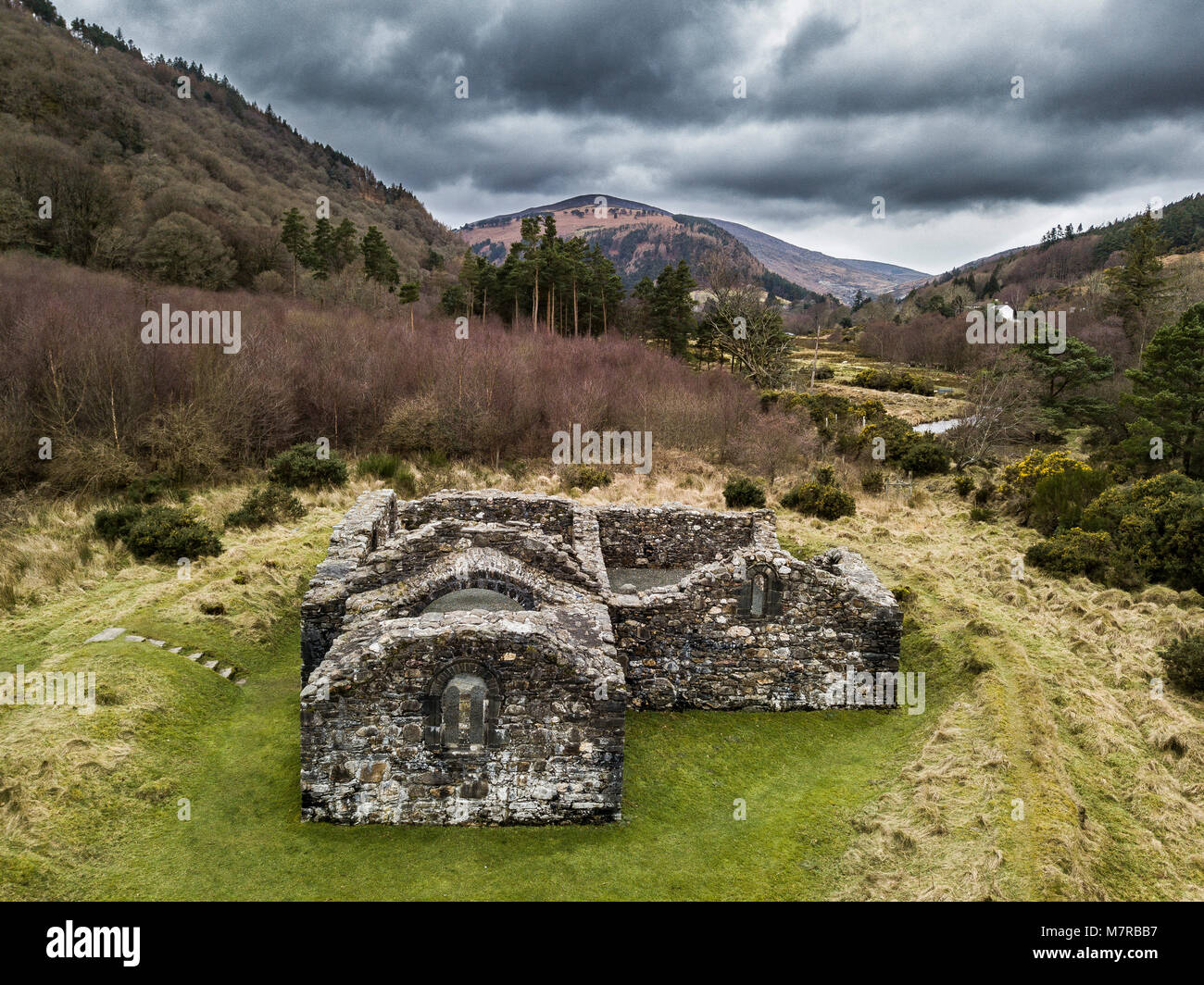 ruins in ireland Stock Photo - Alamy